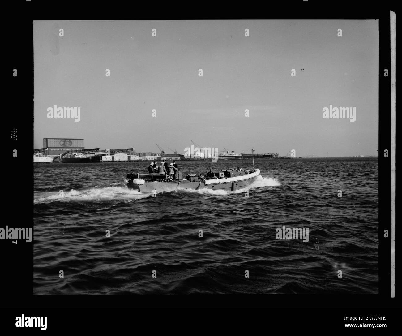 42' Aircraft Refueling Boat [19-NN-42' Aircraft Refueling Boat-149455 ...