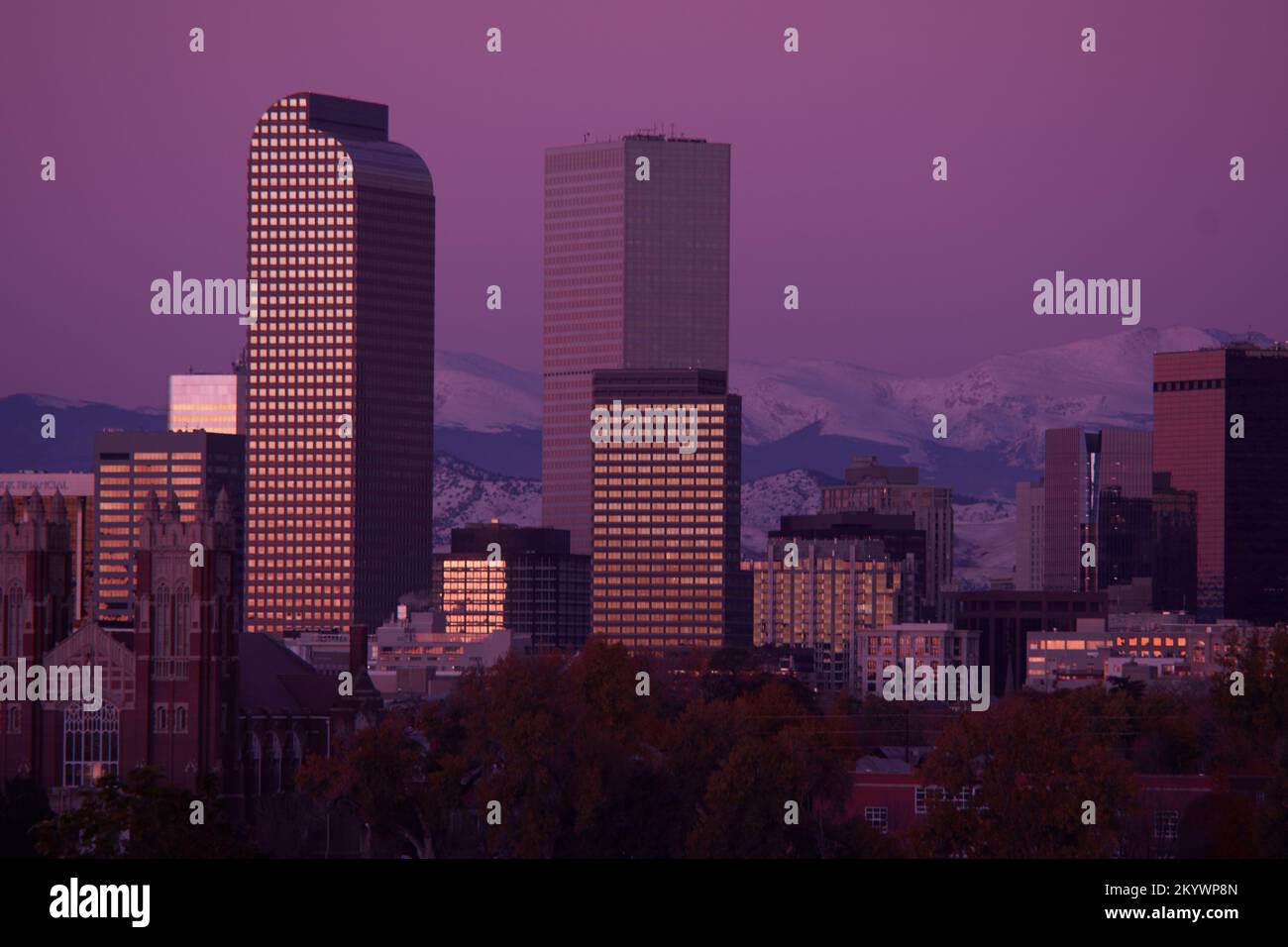 Denver, skyline, snow covered mountains Stock Photo - Alamy