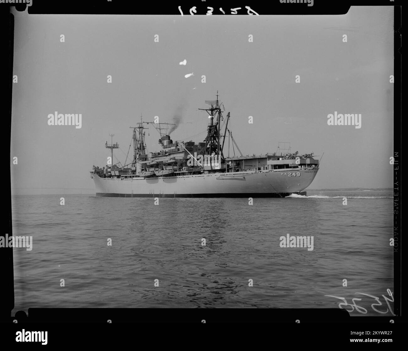 APA-249 Francis Marion [19-NN-APA-249 Francis Marion-163128] , Ships ...