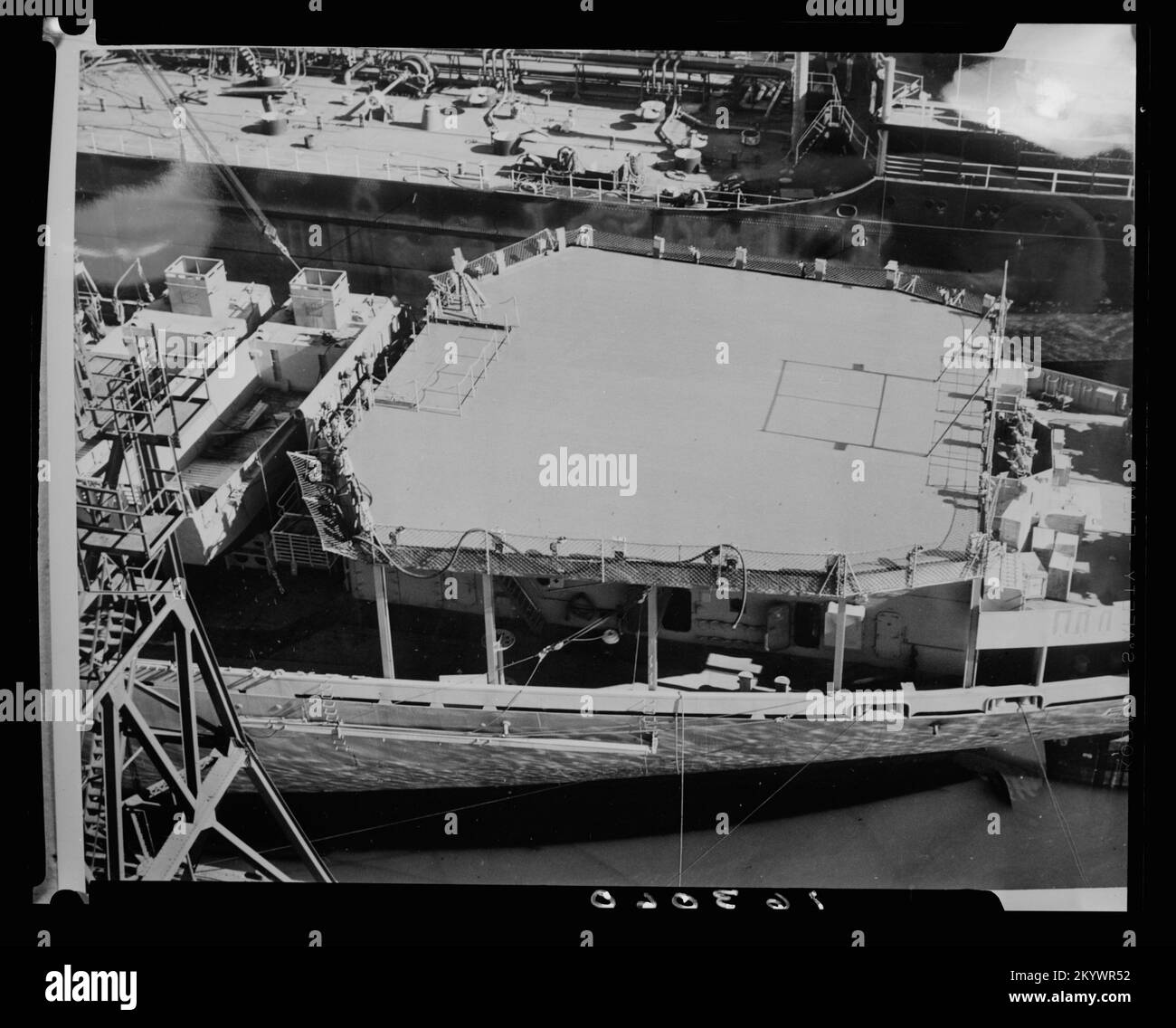 APA-249 Francis Marion [19-NN-APA-249 Francis Marion-163060] , Ships ...