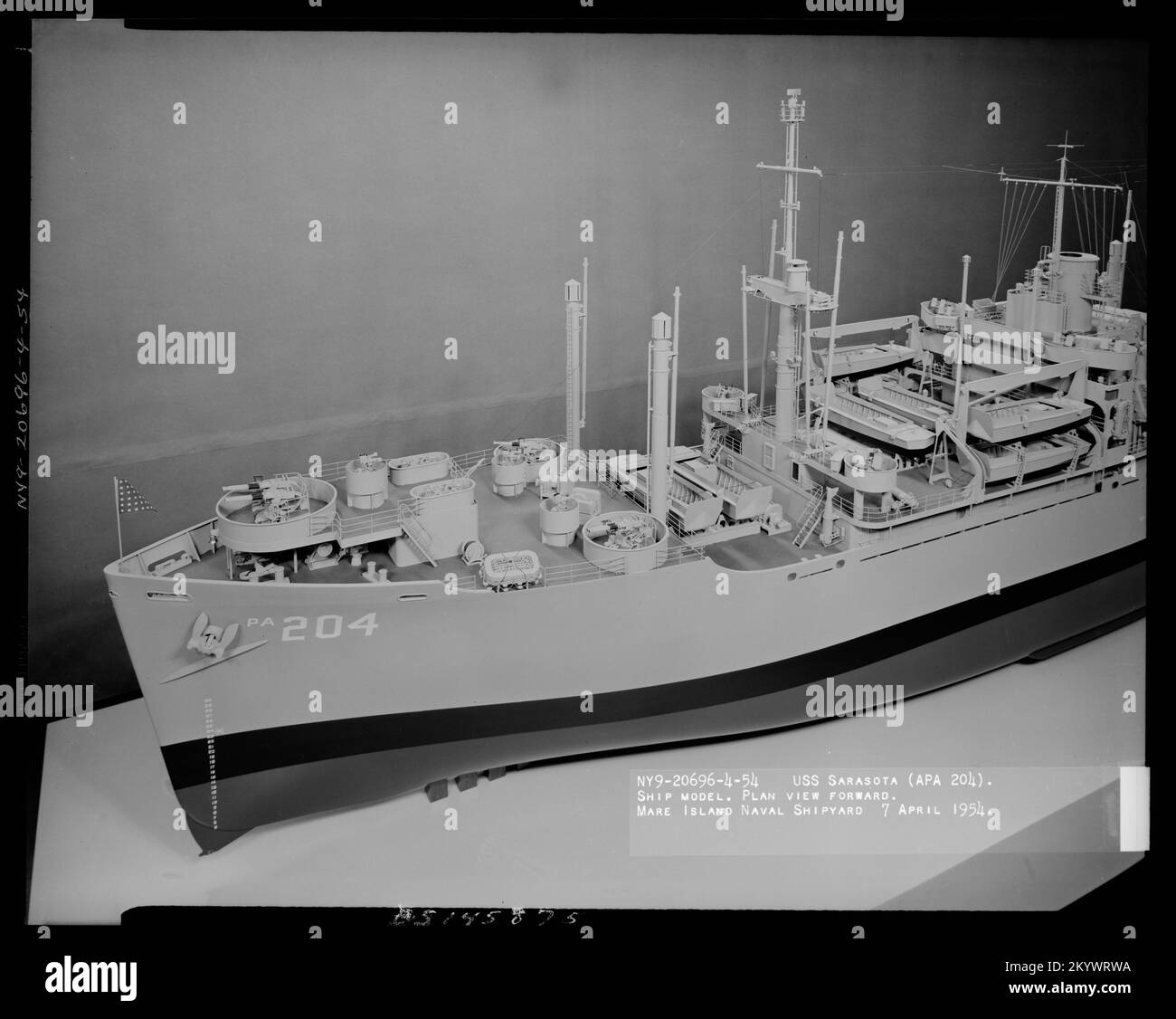 APA-204 Sarasota , Ships, Naval Vessels, Boats, Naval History, Navy ...