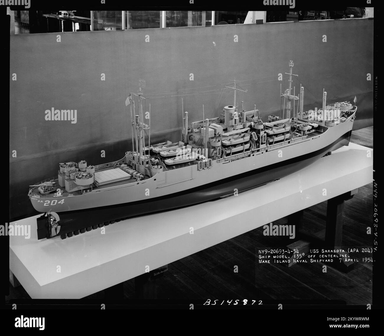 APA-204 Sarasota , Ships, Naval Vessels, Boats, Naval History, Navy ...