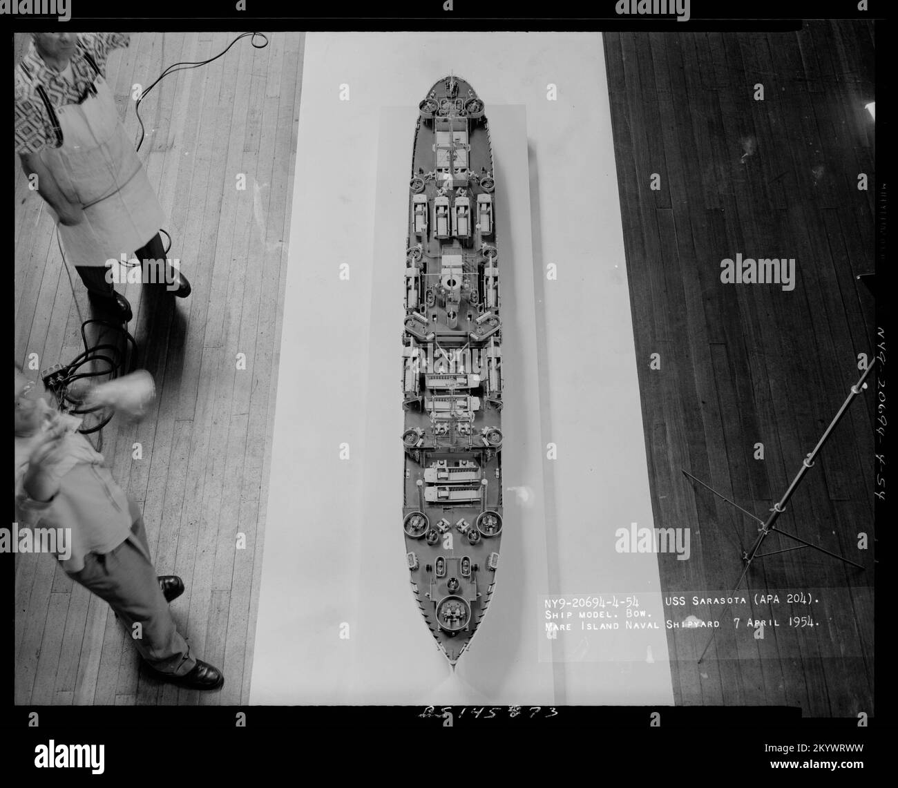 APA-204 Sarasota , Ships, Naval Vessels, Boats, Naval History, Navy ...