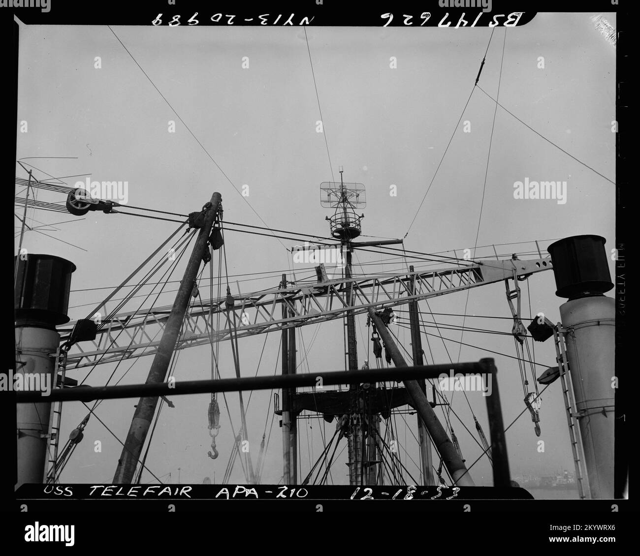 APA-210 Telfair , Ships, Naval Vessels, Boats, Naval History, Navy ...