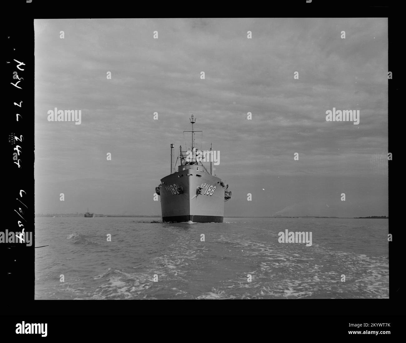 APA-188 Olmsted , Ships, Naval Vessels, Boats, Naval History, Navy ...