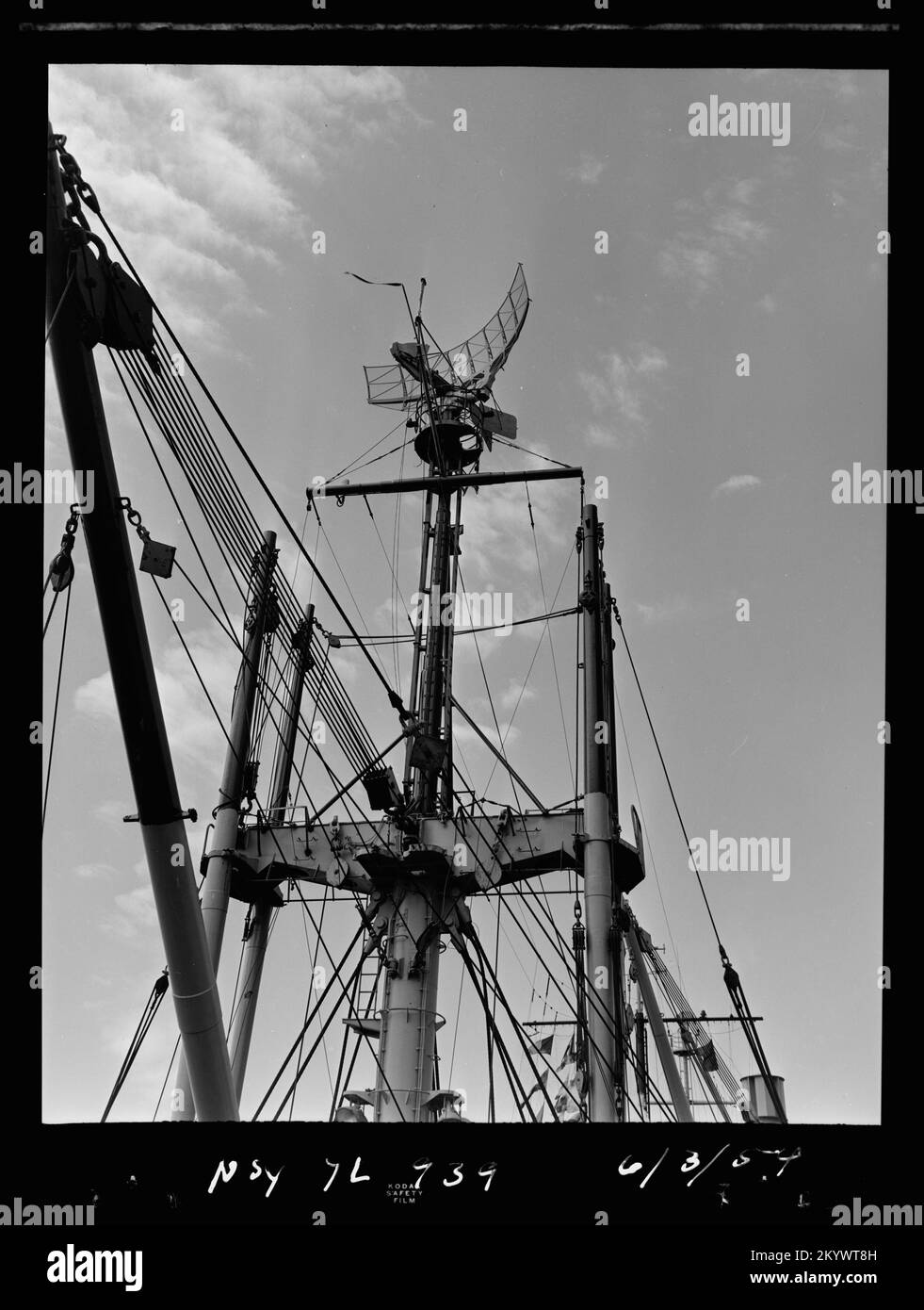 APA-188 Olmsted , Ships, Naval Vessels, Boats, Naval History, Navy ...