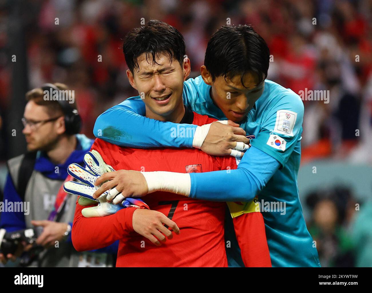 Son heung min 2022 celebrate hi-res stock photography and images - Alamy