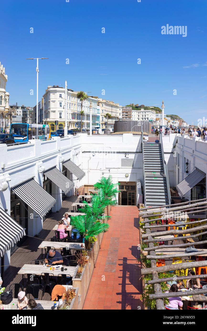 Courtyard at the source park hi-res stock photography and images - Alamy