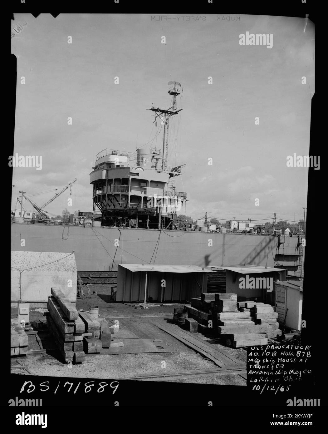 AO-108 Pawcatuck , Ships, Naval Vessels, Boats, Naval History, Navy ...