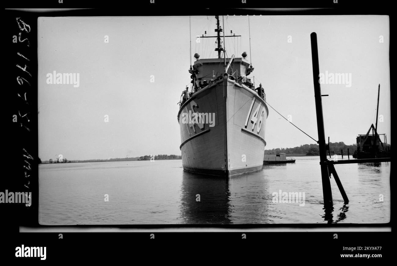 AMS-146 , Ships, Naval Vessels, Boats, Naval History, Navy Stock Photo ...