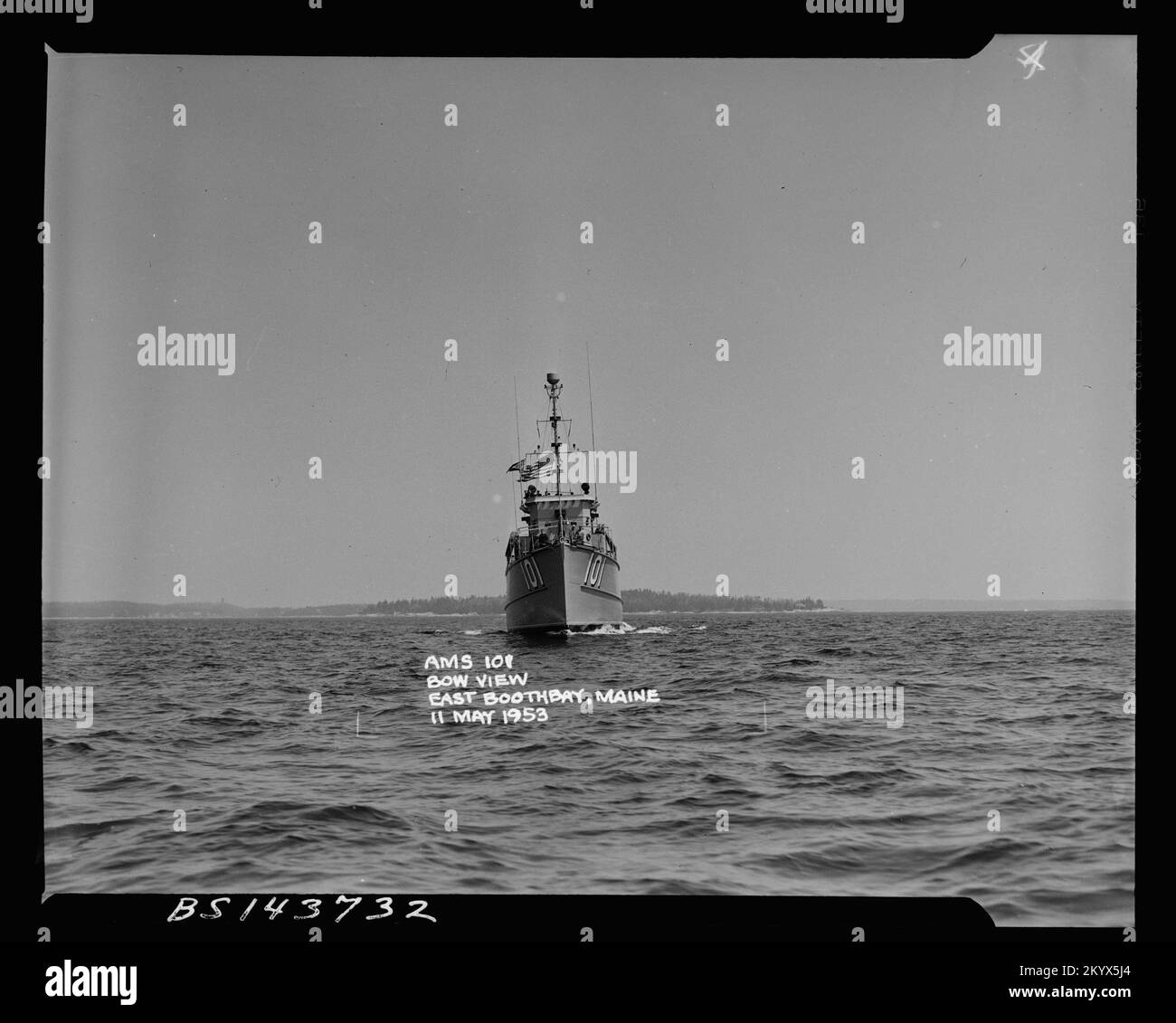 AMS-101 , Ships, Naval Vessels, Boats, Naval History, Navy Stock Photo ...