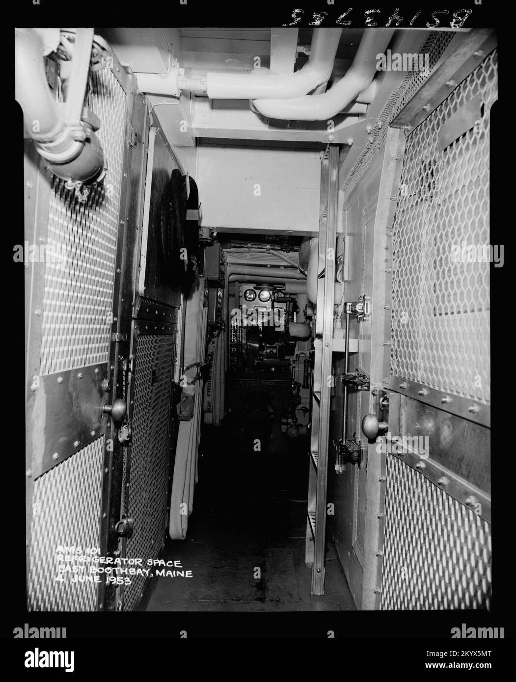 AMS-101 , Ships, Naval Vessels, Boats, Naval History, Navy Stock Photo ...