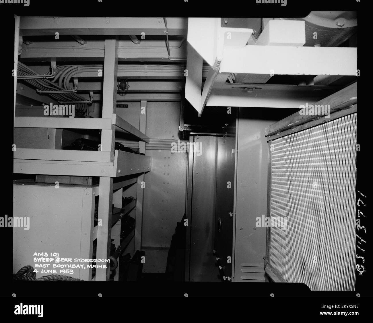 AMS-101 , Ships, Naval Vessels, Boats, Naval History, Navy Stock Photo ...