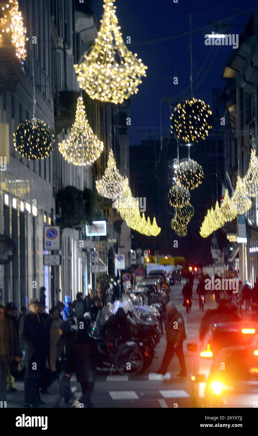 Milan, Italy. 02nd Dec, 2022. Milan, Christmas lights in via Monte ...