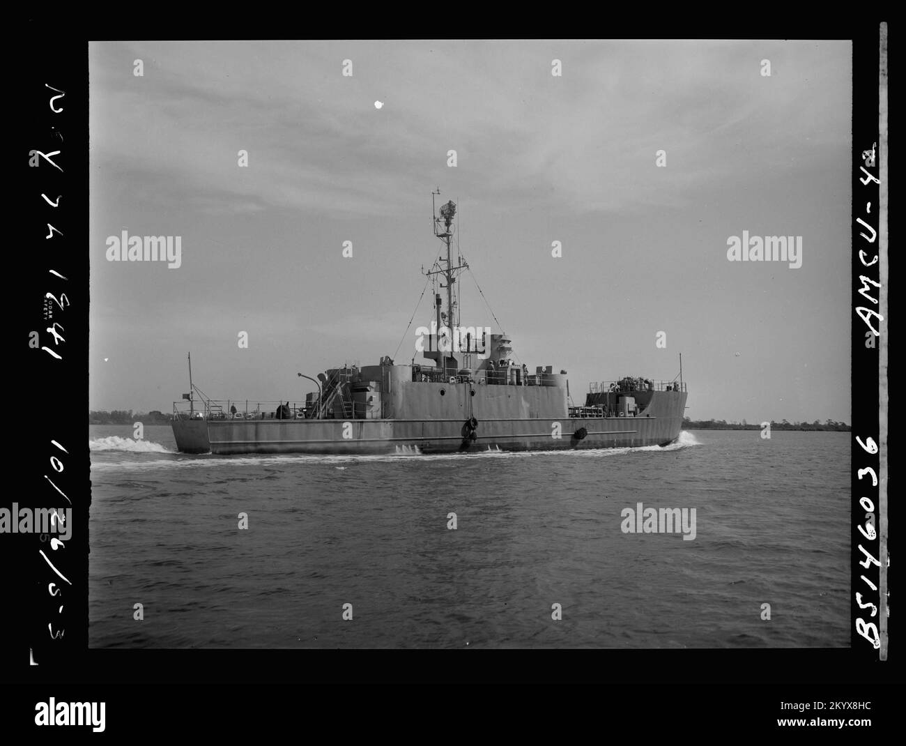 AMCU-42 Sparrow , Ships, Naval Vessels, Boats, Naval History, Navy ...