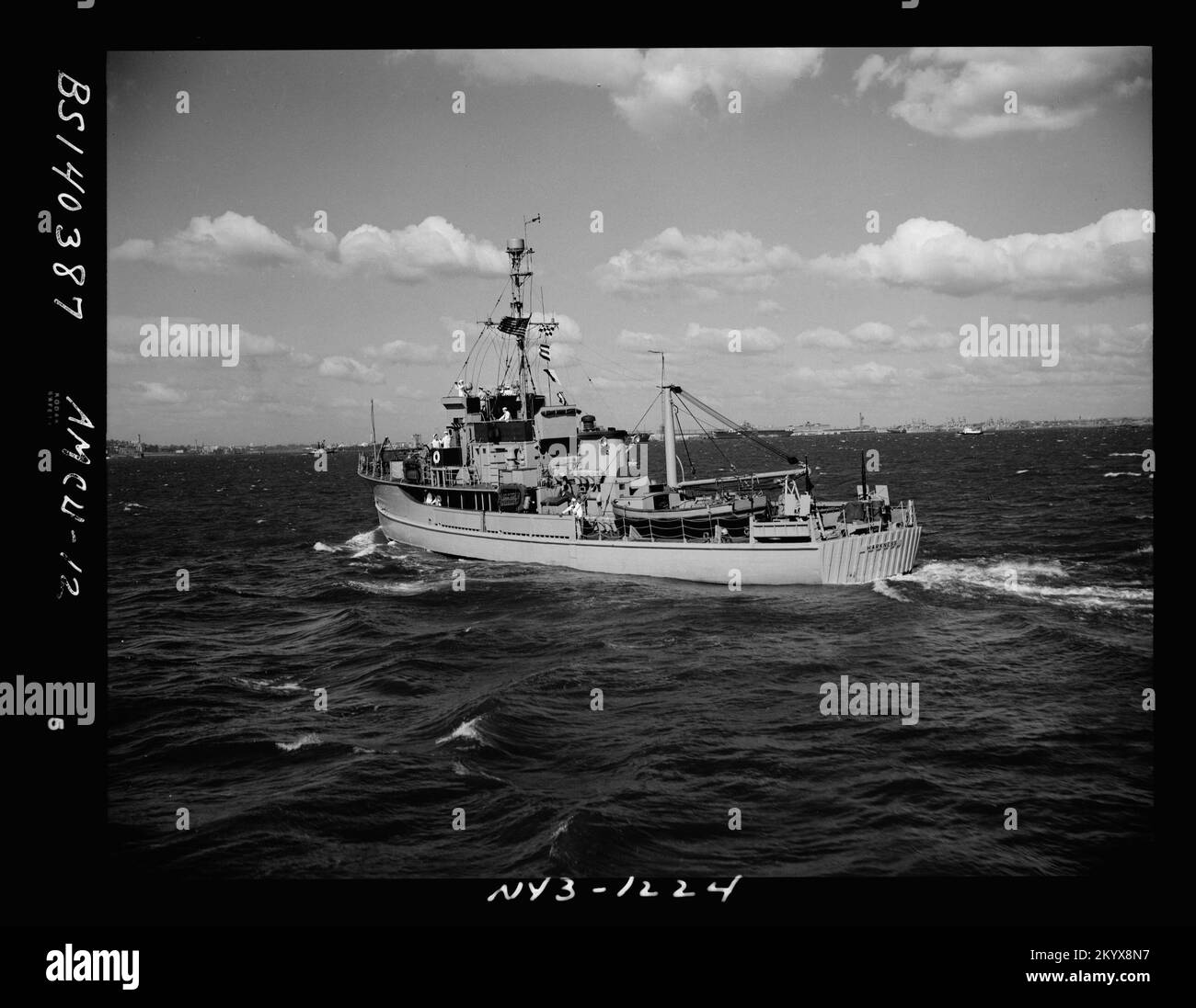 AMCU-12 Harkness , Ships, Naval Vessels, Boats, Naval History, Navy ...