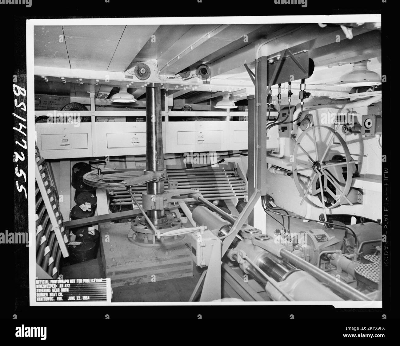 AM-472 Valor , Ships, Naval Vessels, Boats, Naval History, Navy Stock ...