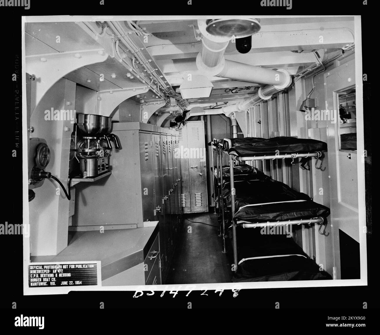 AM-472 Valor , Ships, Naval Vessels, Boats, Naval History, Navy Stock ...