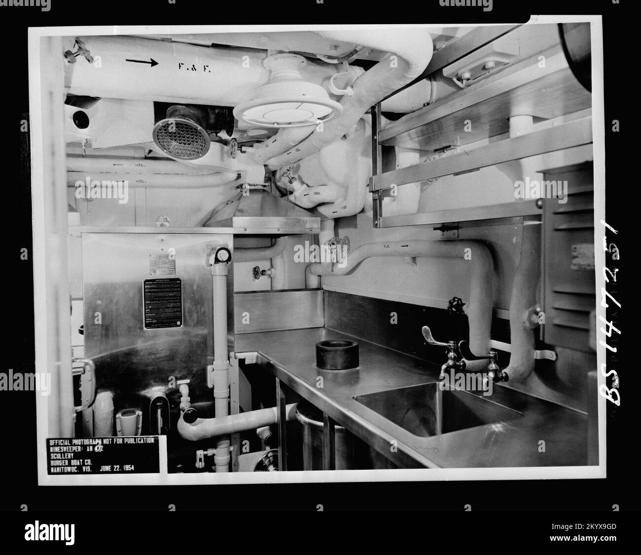 AM-472 Valor , Ships, Naval Vessels, Boats, Naval History, Navy Stock ...