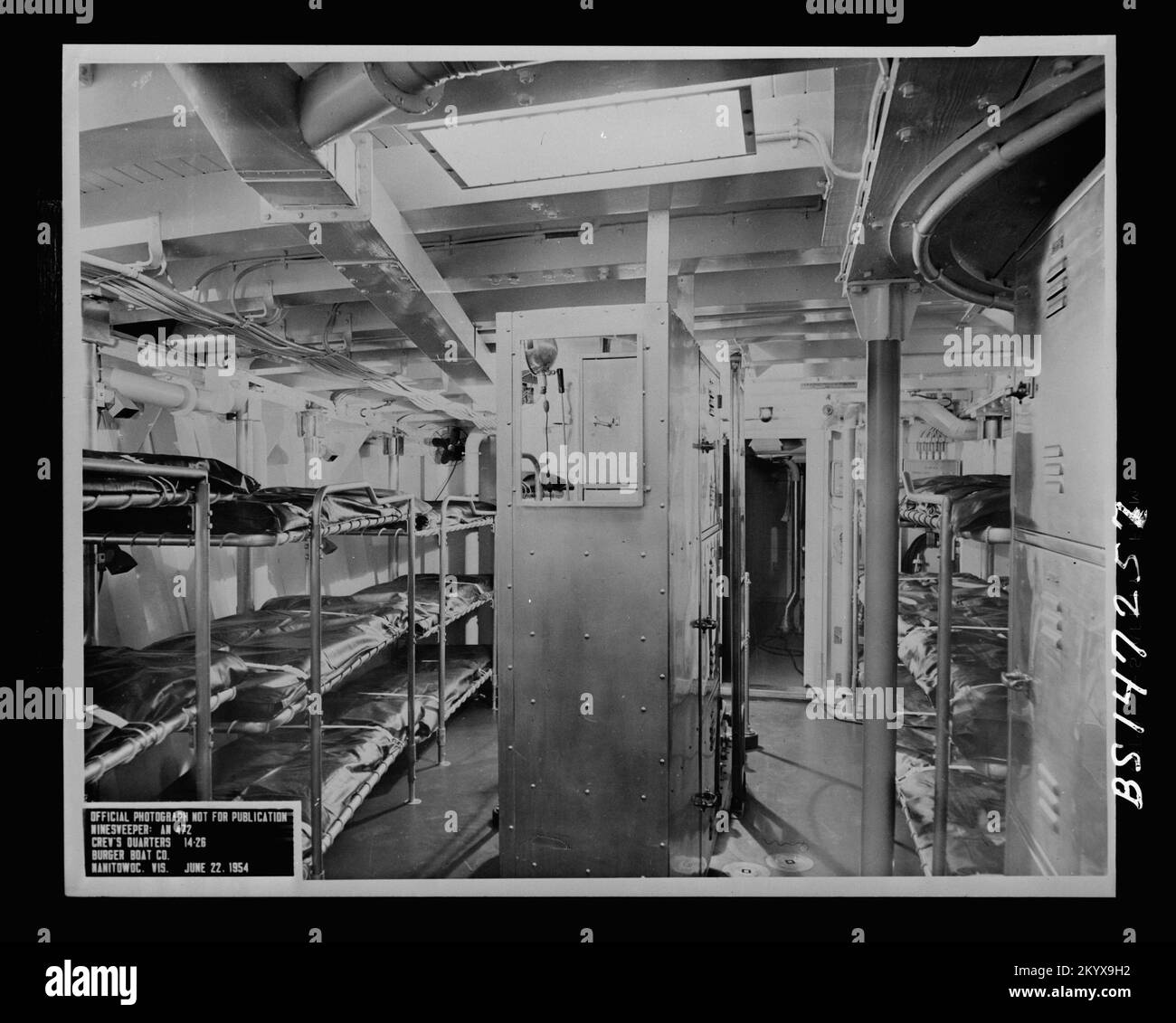 AM-472 Valor , Ships, Naval Vessels, Boats, Naval History, Navy Stock ...