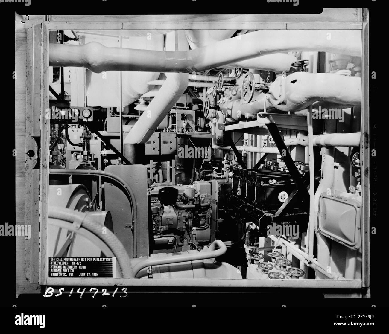 AM-472 Valor , Ships, Naval Vessels, Boats, Naval History, Navy Stock ...