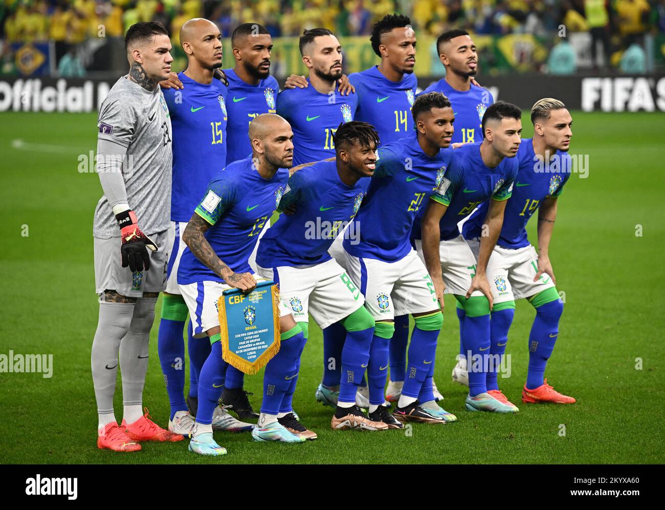 Cameroon team photo football hi-res stock photography and images - Alamy