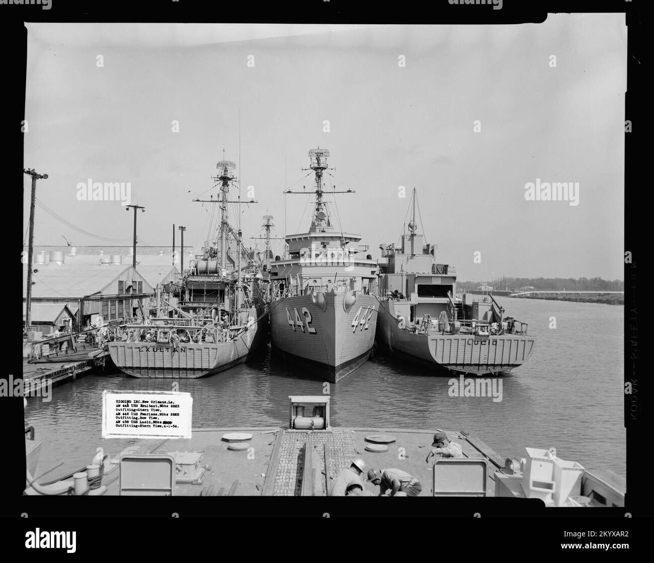 AM-440 Exploit , Ships, Naval Vessels, Boats, Naval History, Navy Stock ...