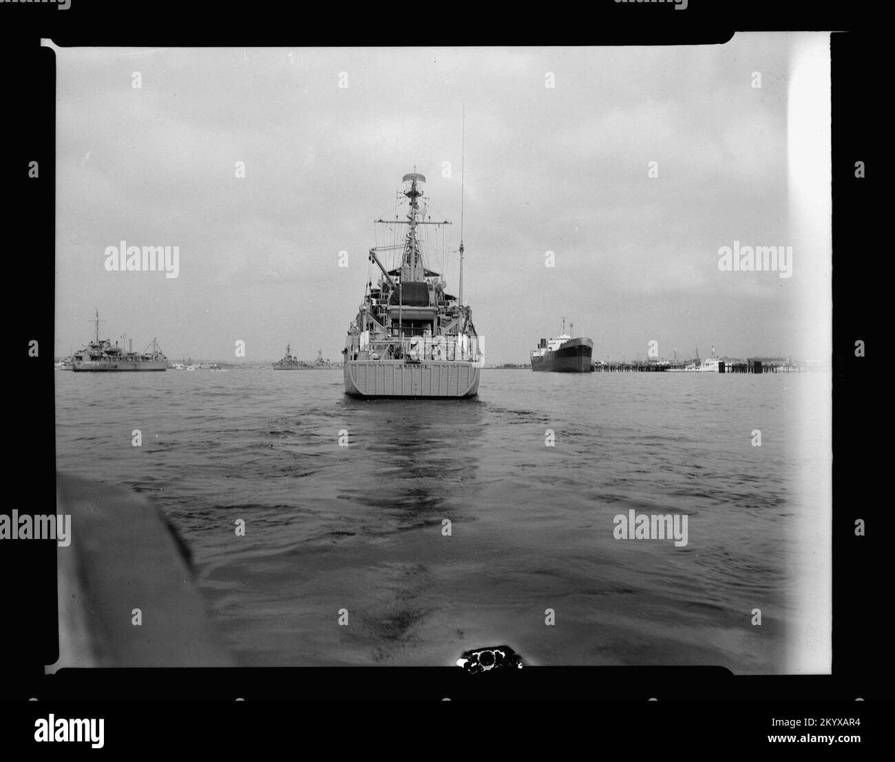 AM-437 Enhance , Ships, Naval Vessels, Boats, Naval History, Navy Stock ...