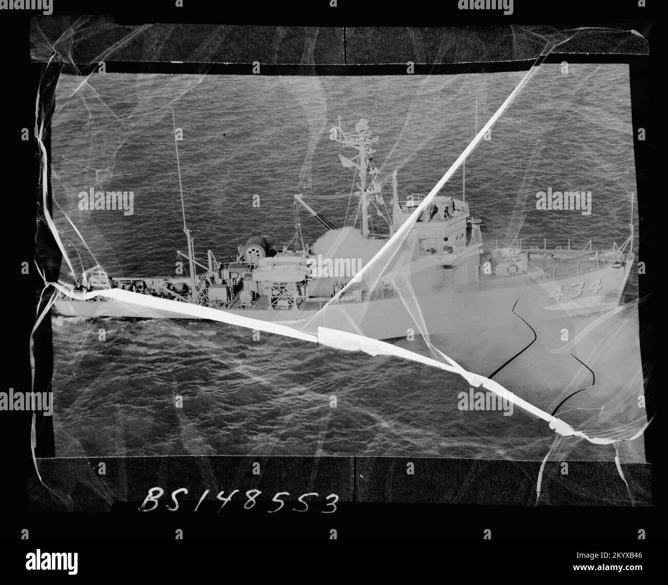 AM-434 Embattle , Ships, Naval Vessels, Boats, Naval History, Navy ...