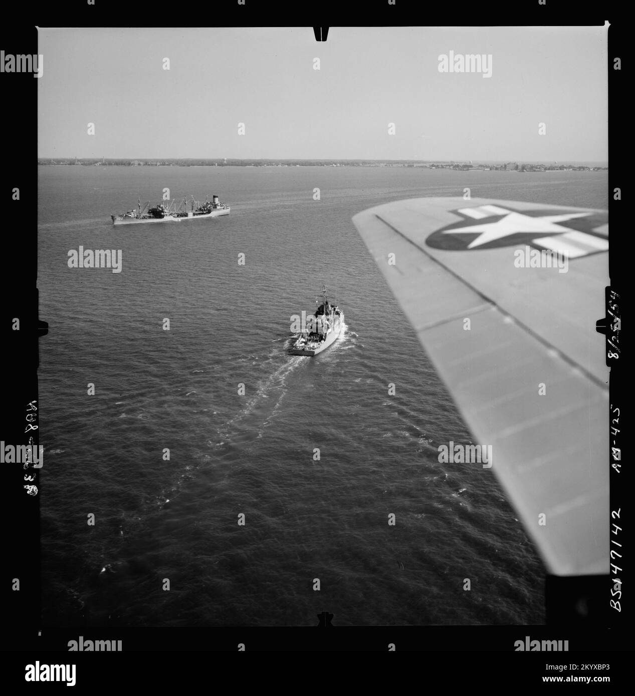 AM-425 Bulwark , Ships, Naval Vessels, Boats, Naval History, Navy Stock ...