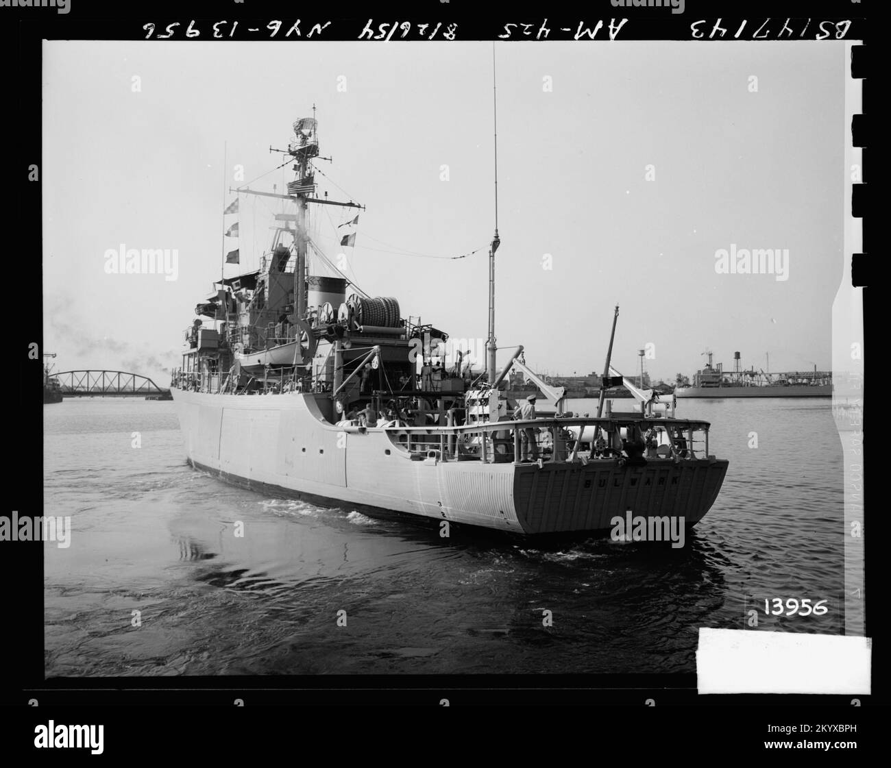 AM-425 Bulwark , Ships, Naval Vessels, Boats, Naval History, Navy Stock ...