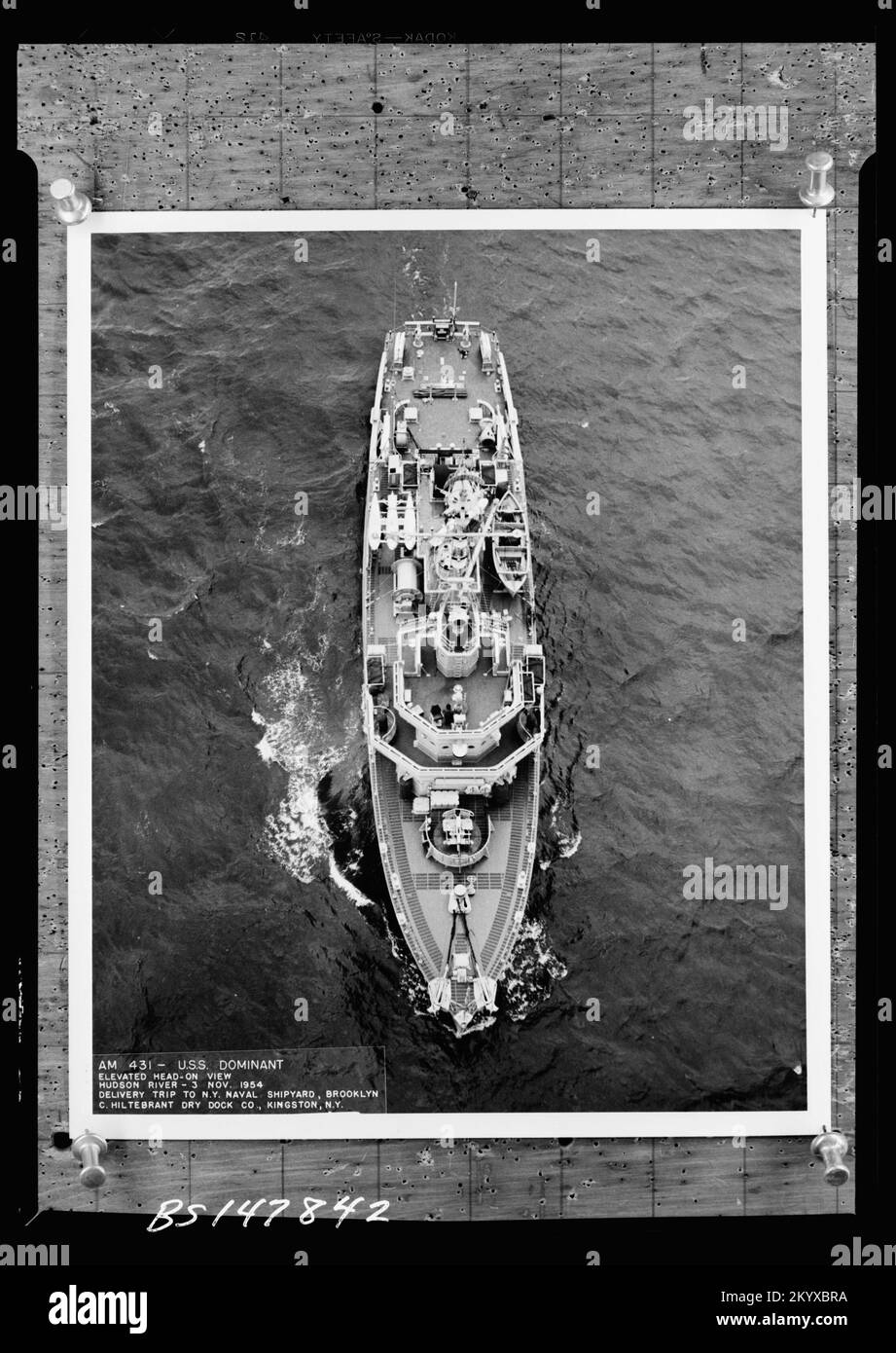 AM-431 Dominant , Ships, Naval Vessels, Boats, Naval History, Navy ...