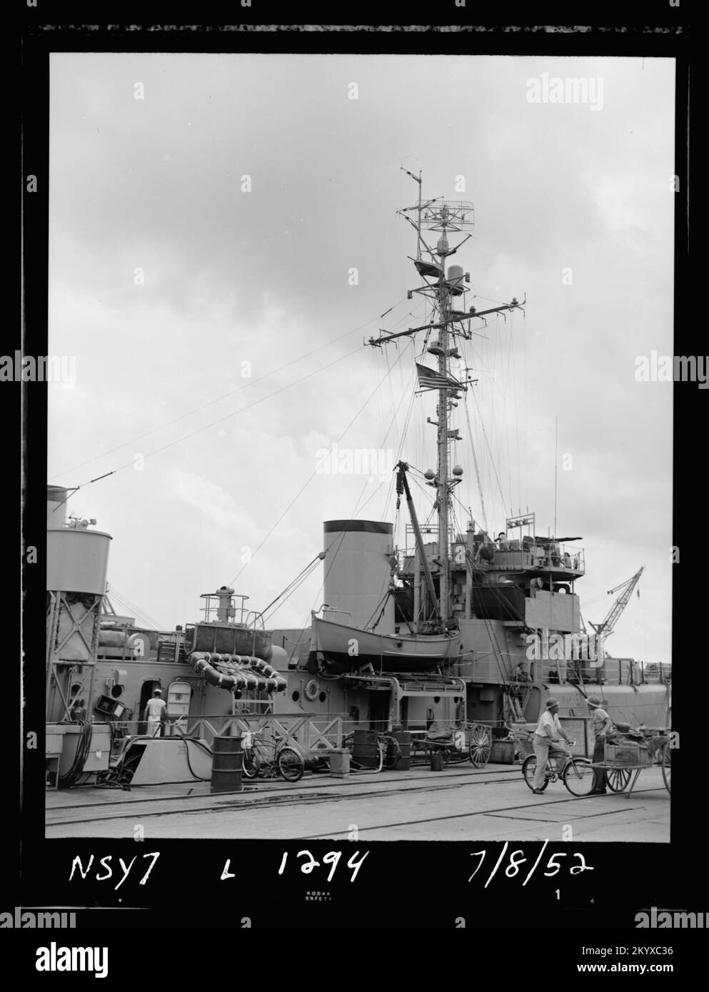 AM-385 Tanager , Ships, Naval Vessels, Boats, Naval History, Navy Stock ...