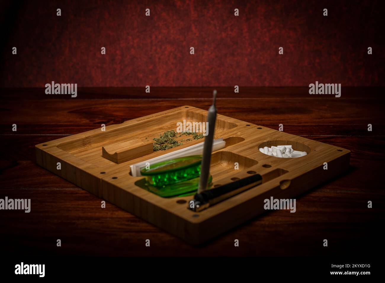 Magnetic plant pot hi-res stock photography and images - Alamy