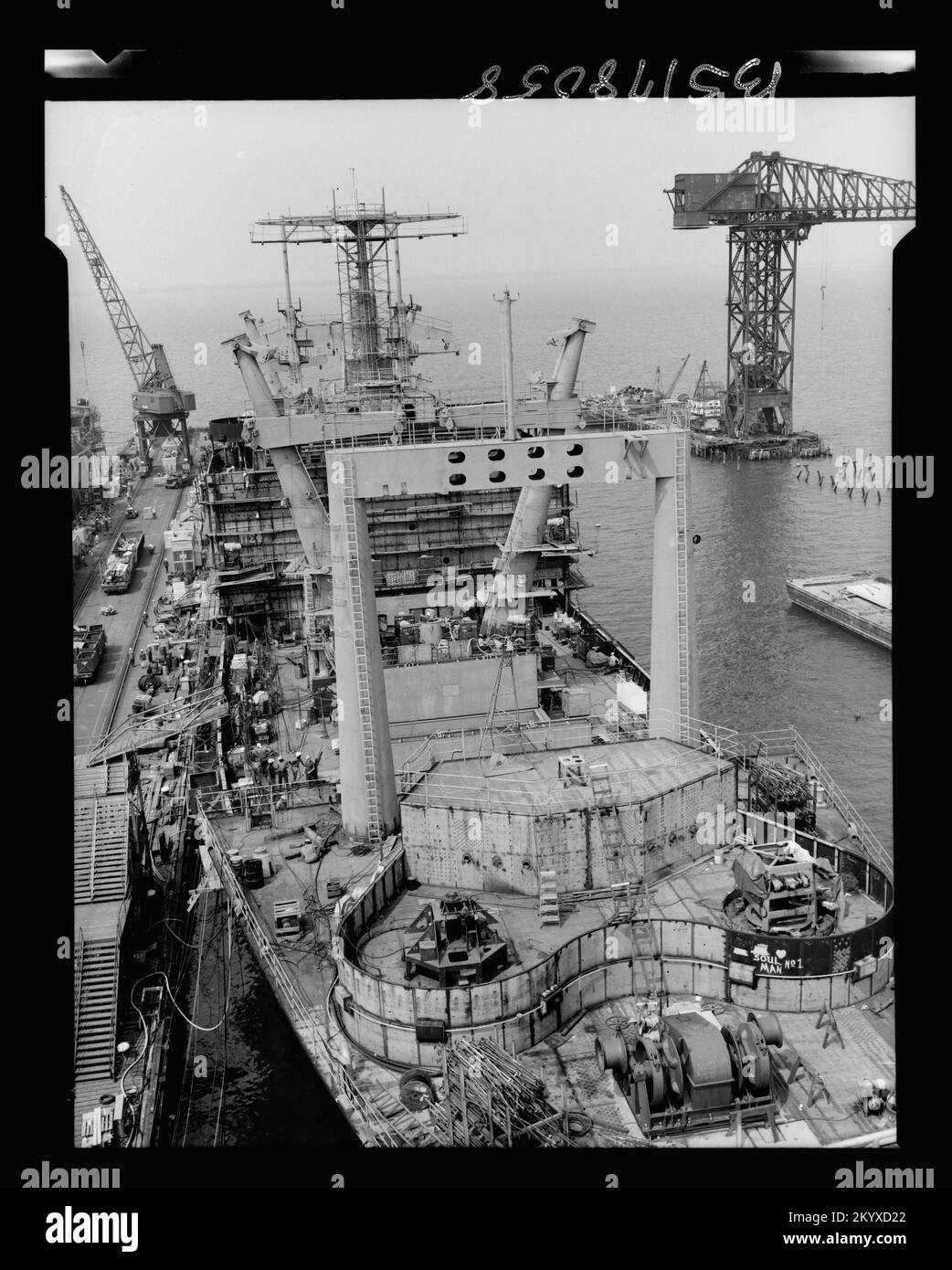 AKA-114 Durham , Ships, Naval Vessels, Boats, Naval History, Navy Stock ...