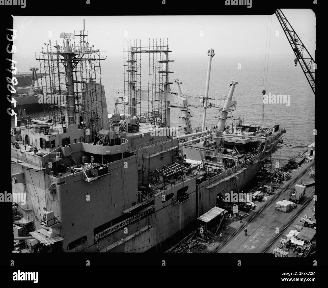 AKA-113 Charleston , Ships, Naval Vessels, Boats, Naval History, Navy ...