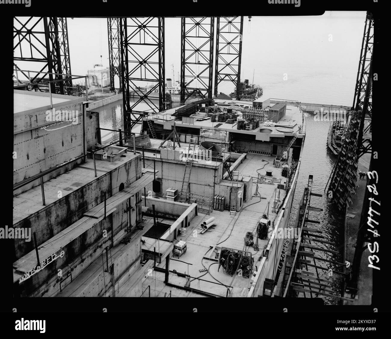 AKA-114 Durham , Ships, Naval Vessels, Boats, Naval History, Navy Stock ...