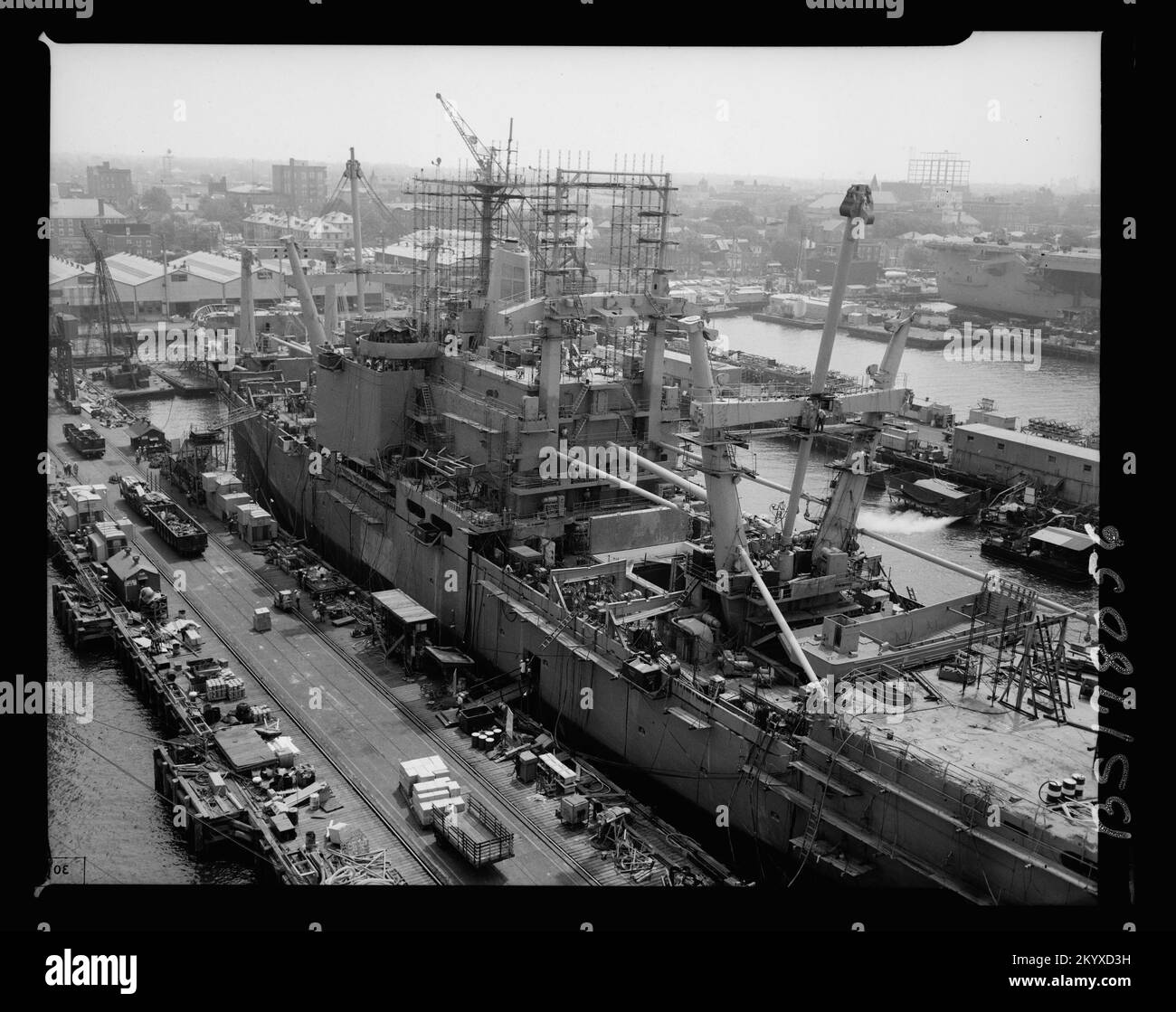 AKA-113 Charleston , Ships, Naval Vessels, Boats, Naval History, Navy ...