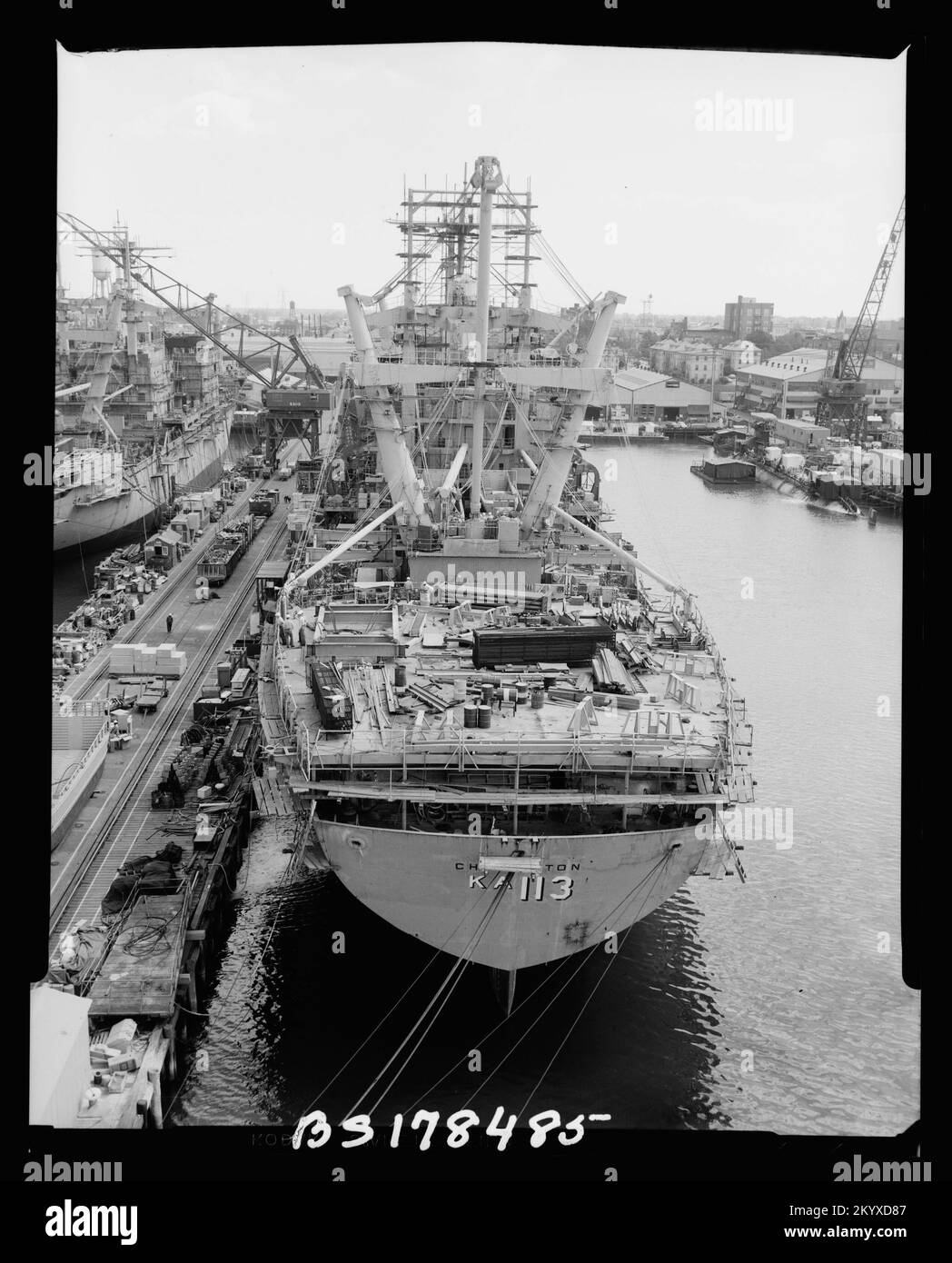 AKA-113 Charleston , Ships, Naval Vessels, Boats, Naval History, Navy ...