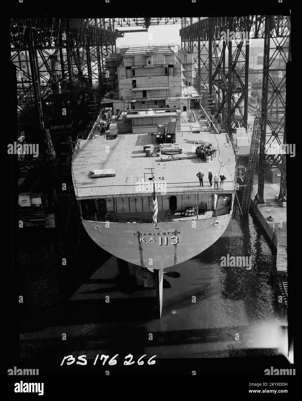 AKA-113 Charleston , Ships, Naval Vessels, Boats, Naval History, Navy ...