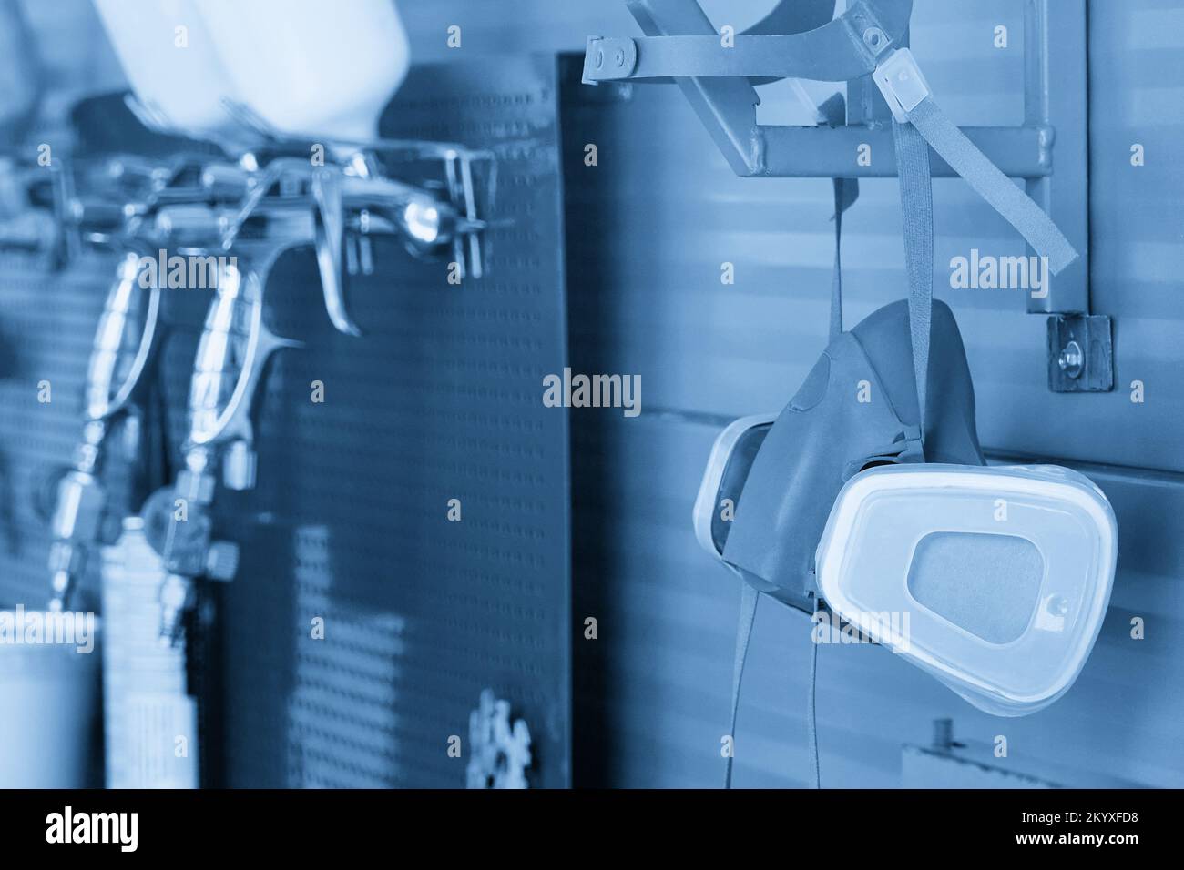 Professional respirator in auto hi-res stock photography and images - Alamy