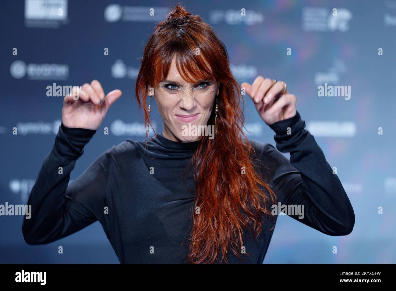 Duesseldorf, Germany. 02nd Dec, 2022. French singer Zaz arrives at the ...