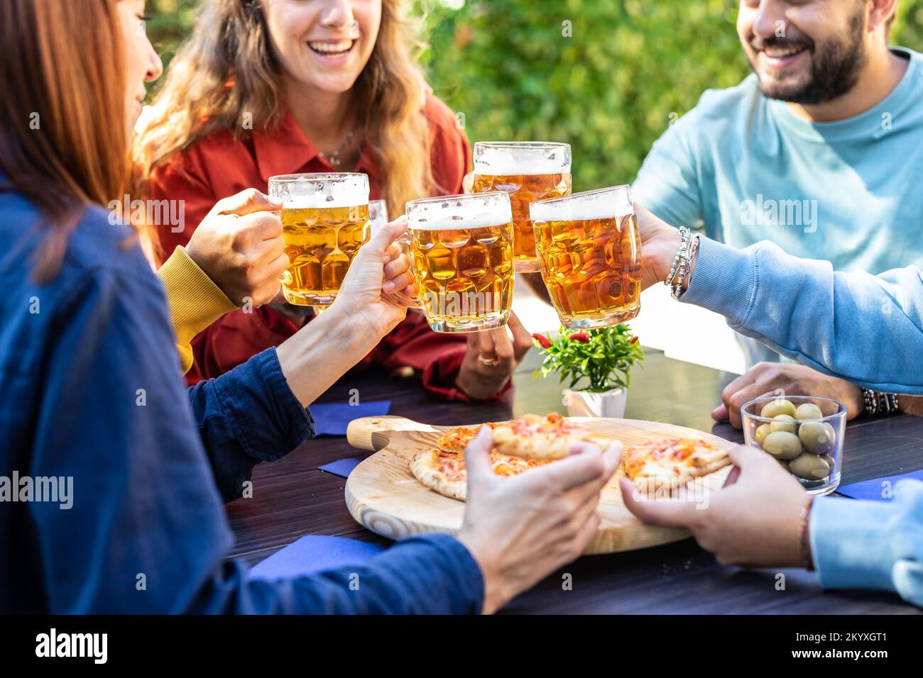 People having fun at the pub hi-res stock photography and images - Alamy