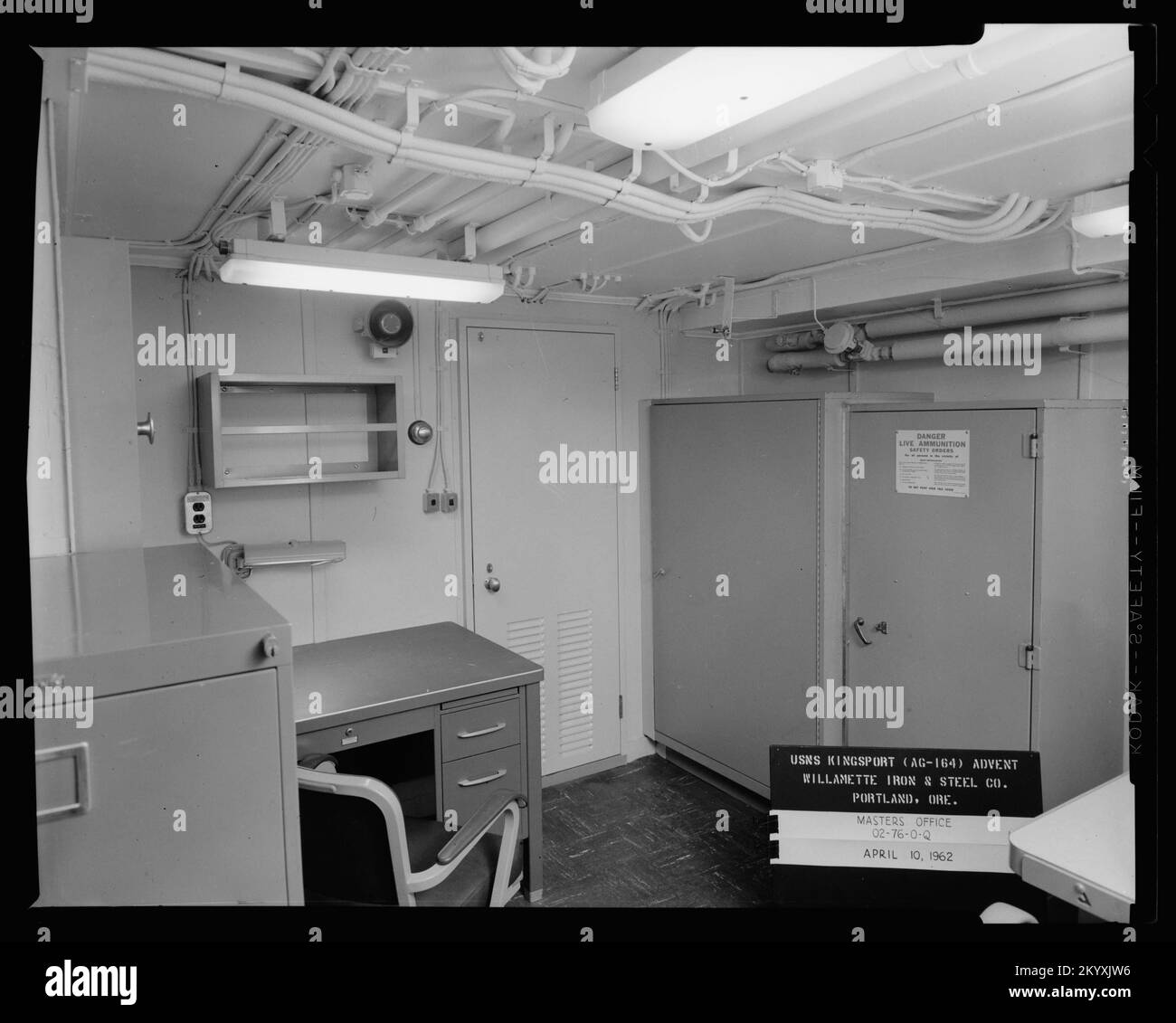 AG-164 USNS Kingsport , Ships, Naval Vessels, Boats, Naval History ...