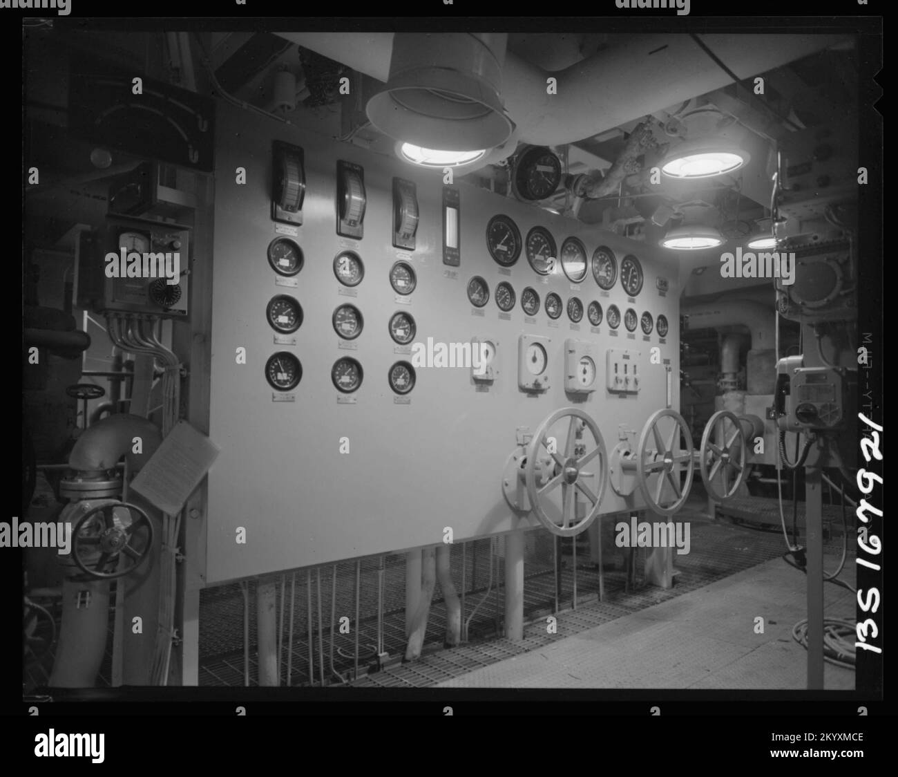 AFS-1 Mars , Ships, Naval Vessels, Boats, Naval History, Navy Stock ...