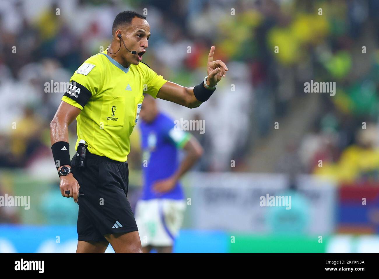 Lusail, Qatar. 02nd Dec, 2022. Soccer, Qatar 2022 World Cup, Cameroon ...