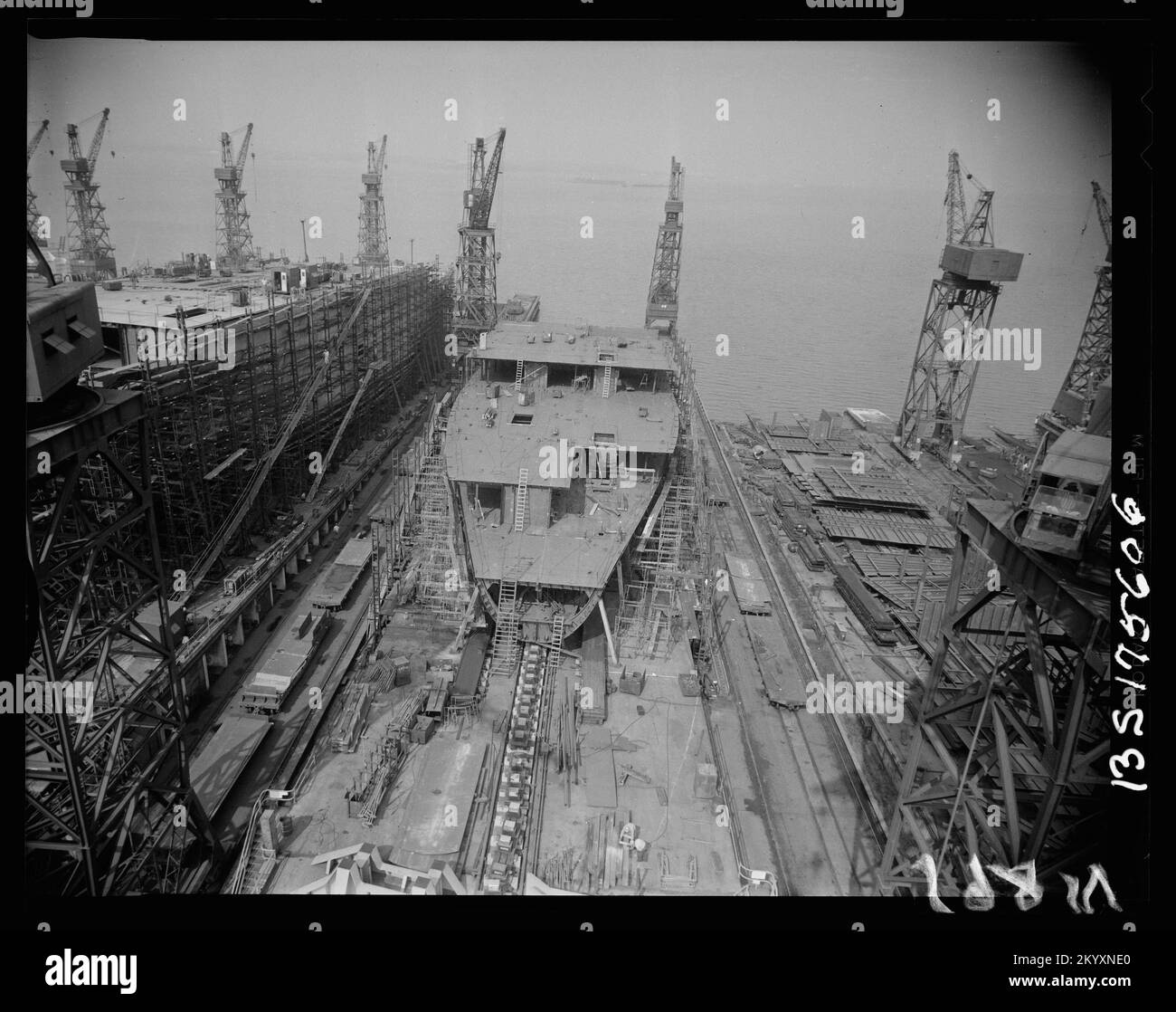 AE-29 Mt. Hood , Ships, Naval Vessels, Boats, Naval History, Navy Stock ...