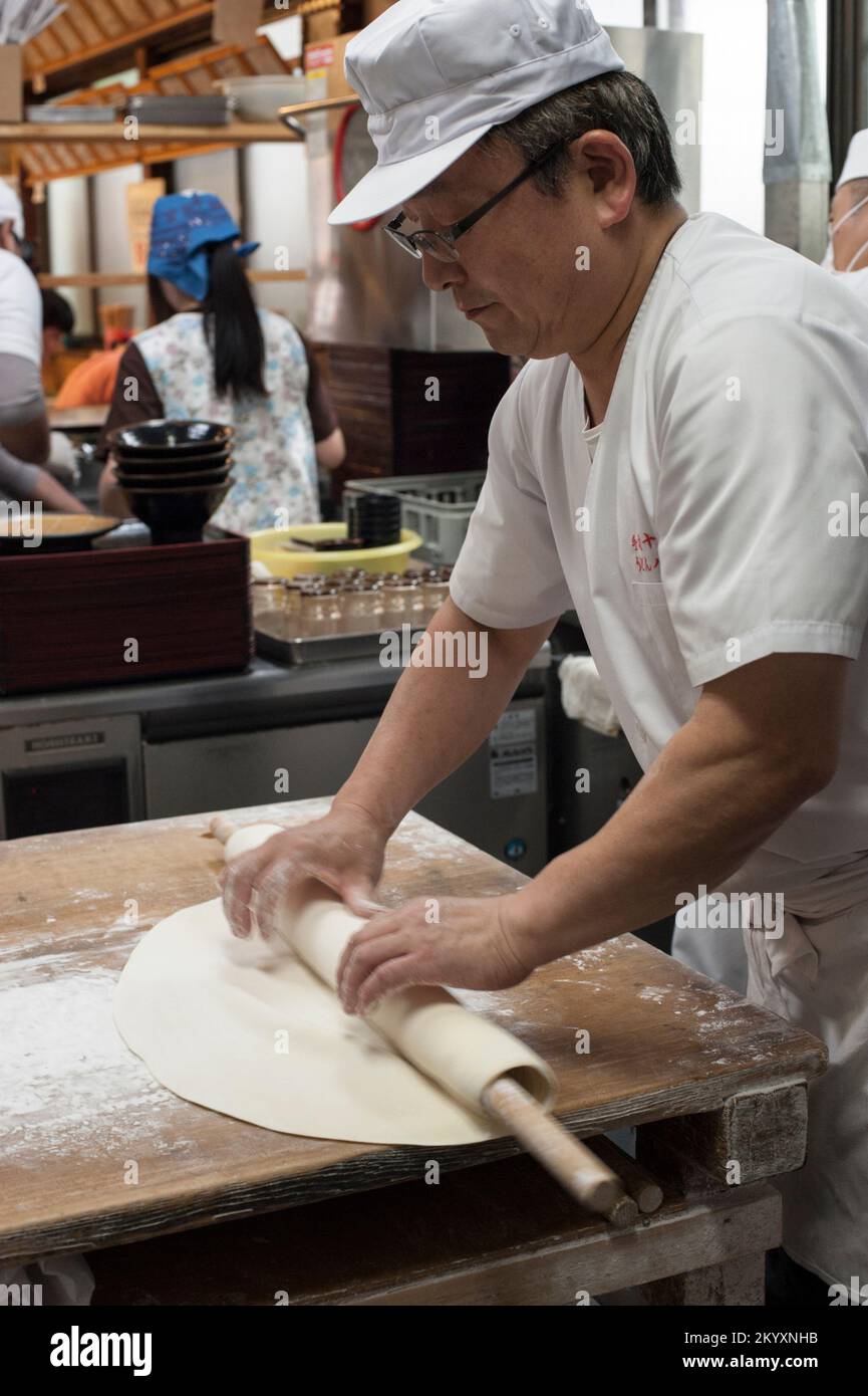 Making the noodles at Bakaichidai. As with other noodle restaurants in ...