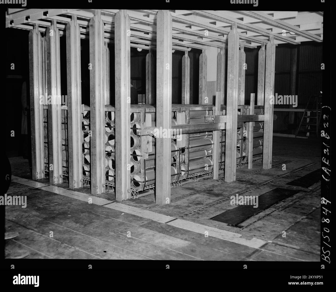 AE-21 Suribachi and AE-22 Mauna Kea , Ships, Naval Vessels, Boats ...