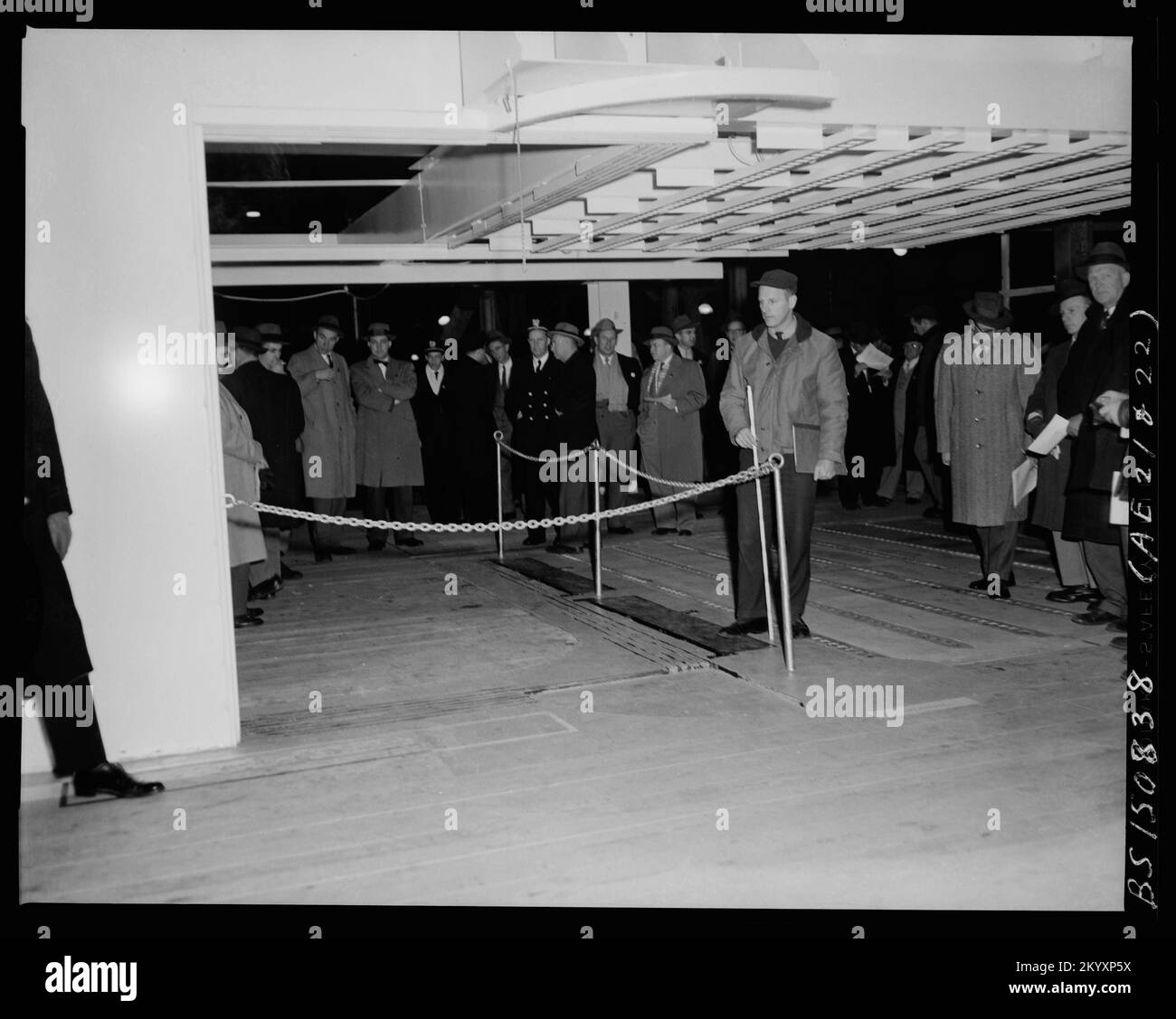 AE-21 Suribachi and AE-22 Mauna Kea , Ships, Naval Vessels, Boats ...